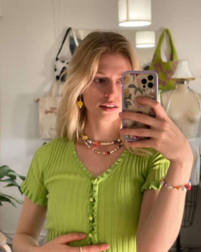 Jenna Phipps (YouTuber) Wiki, Boyfriends, Net Worth & More