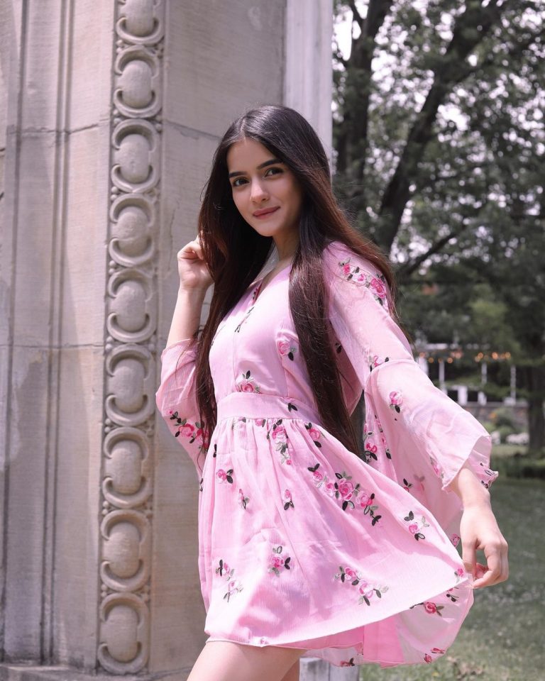Neha Jethwani Wiki, Age, Boyfriends, Net Worth & More