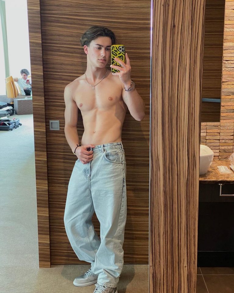 Ken Boggi Wiki, Age, Girlfriends, Net Worth & More