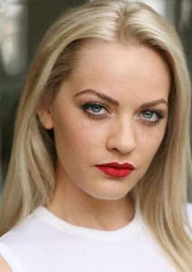 Lucy Martin Wiki, Age, Boyfriends, Net Worth & More